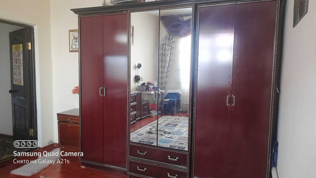 продается спальный гарнитур