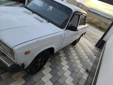 Srochno sotiladi Lada 2107, 2008