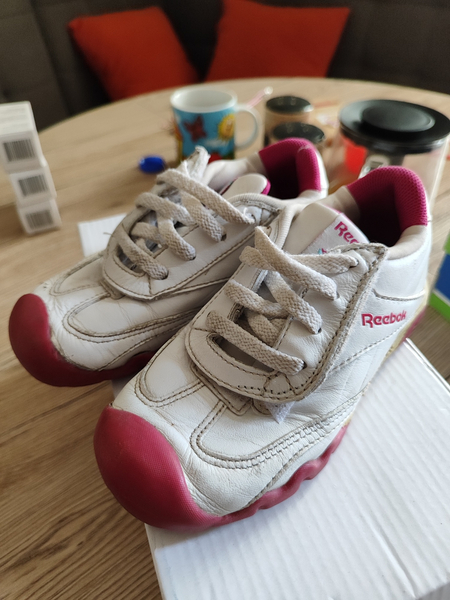 Кросы на девочку от reebok