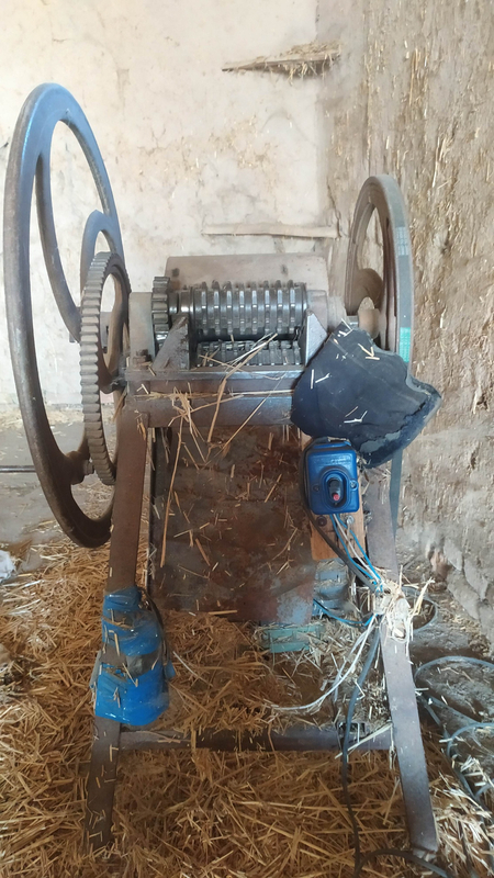 Samon maydalagich qoʻlda elektron qilingan