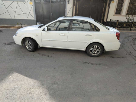 Продается Lacetti 2010, 3 позиция. Торг есть