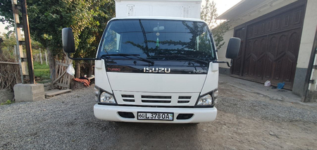 Srochno sotiladi! Isuzu NQR 71PL