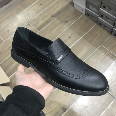 Обувь кожа