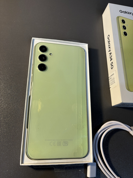 Продается Samsung A34 128gb