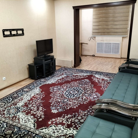 Метро Айбек 3 комн
