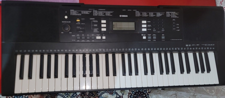 Срочно Продаётся сентизатор Yamaha psr e343