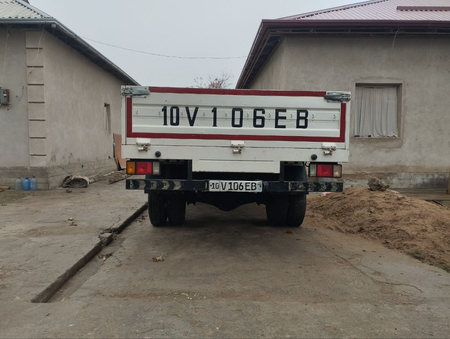 Isuzi holati alo
