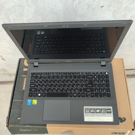 Noutbuk acer core i3 Nvidia 920m 2gb