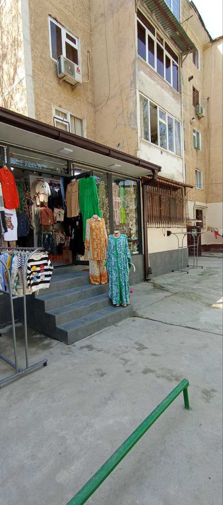 Продаётся 2х комнатная  квартира