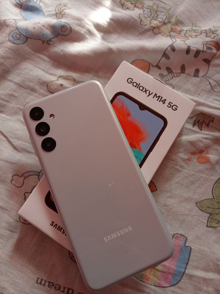 Samsung M 14 5 G 128  gb 4 ozu
