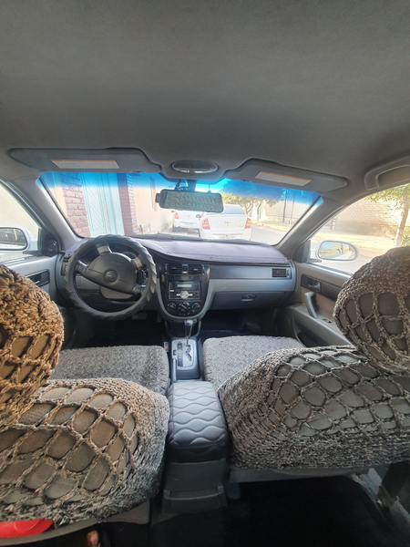 Lacetti sotiladi avtomat