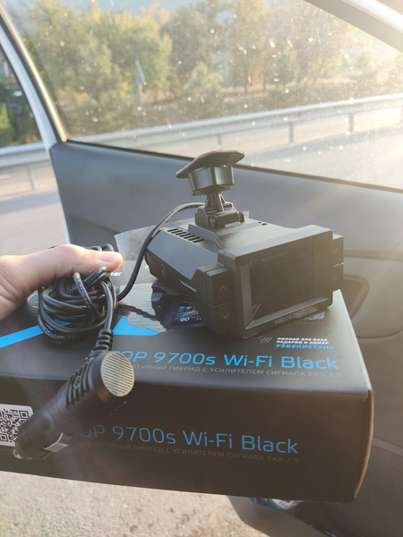 NEOLINE 9700S Black WiFi