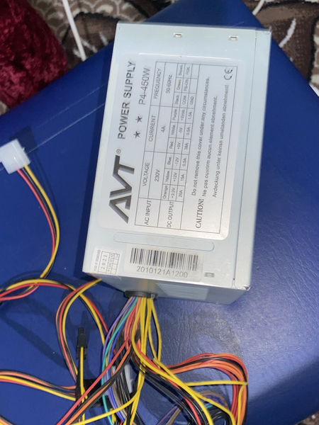 Blok pitaniya sotiladi 450W