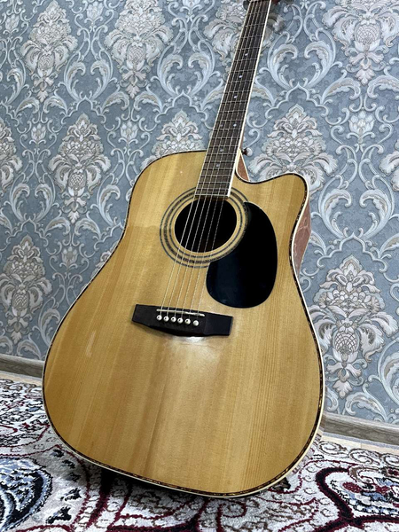 Gitara Cord acustik (41) sotiladi