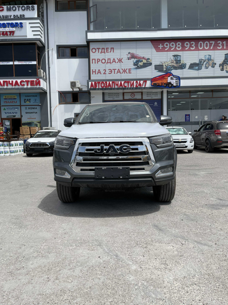 Продаётся новый Пикап JAC T8 2024 года выпуска, пробег 0 км / 190 л/с.