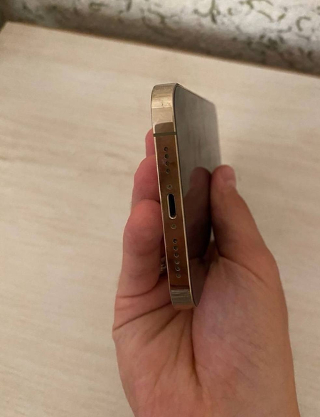 Iphone 12 pro  gold