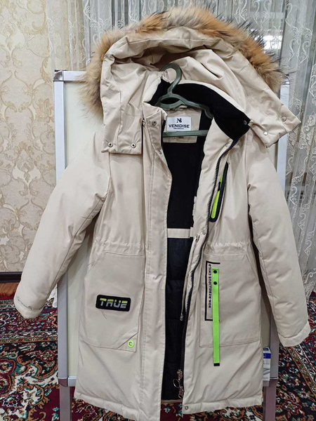 Продаётся куртка для девочки