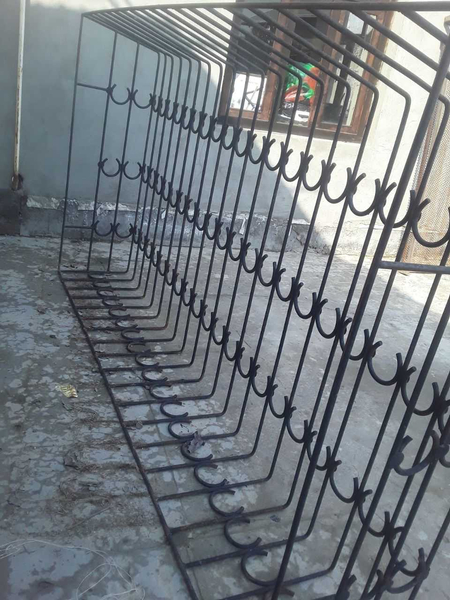 dom uchun deraza reshotkasi/panjarasi