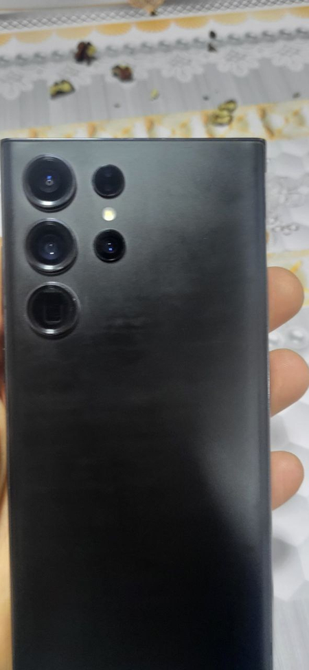 Samsung 23 ultra 12/256g 1 yarim oy bo'li olinganiga