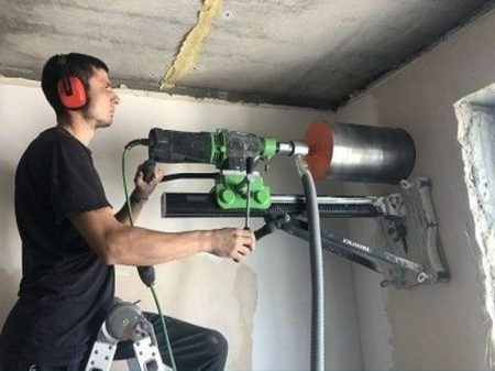 Almazniy bur beton teshamiz