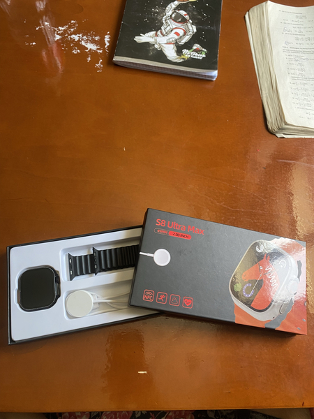 Smart Watch Sotiladi !
