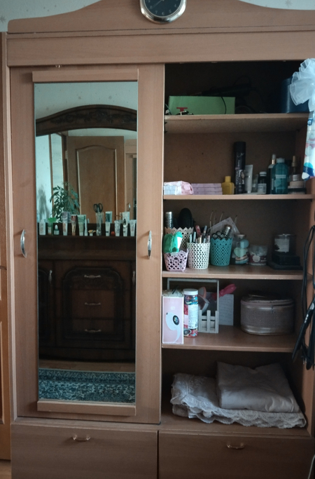 Шкаф для верхней одежды в прихожую