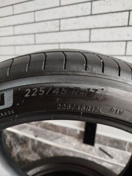 Michelin primacy 4