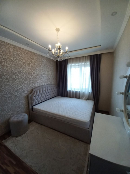 Юнусабад 4-квартл Ориентир:Круг Автосалон{2/5/9}Евро Меб+Тех 57м²