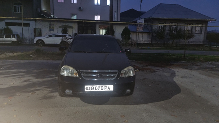 Lacetti 1,8 сотилади
