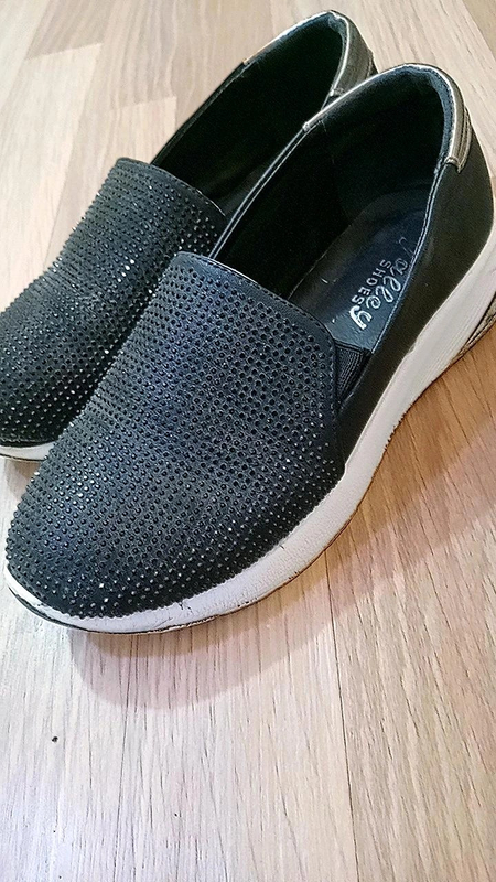 Qizlar oyoq kiymi