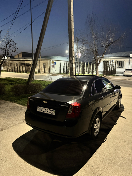 Ласетти сотилади 2011
