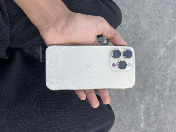 Iphone 14 pro  soltiladi