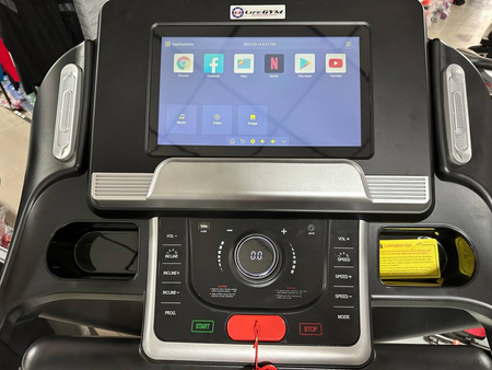 Беговая дорожка LifeGym LGM-707