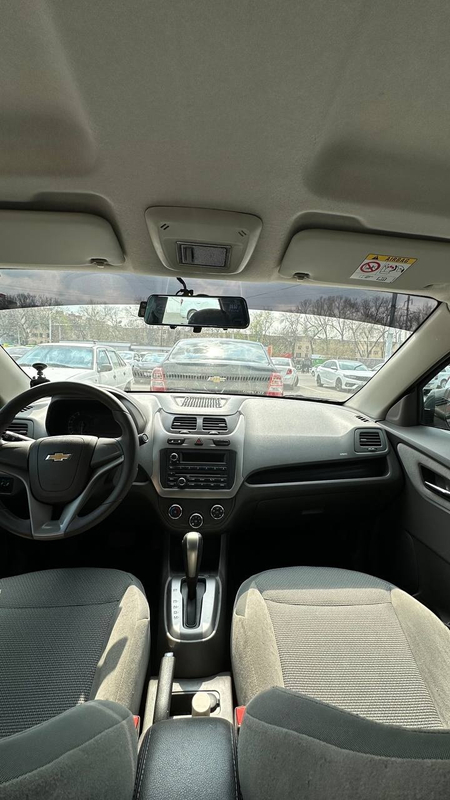 Chevrolet Cobalt full
Yili 2020
Proveg 46,000
Kraska toza 100%
Yili 20