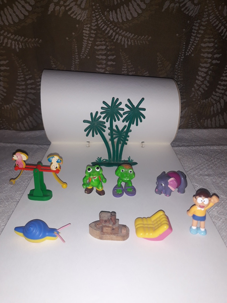 Киндер игрушки разные