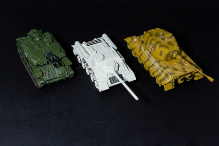 Коллекция коллекционых танков выполненая ф. ДеАгостини, масштаб 1:72