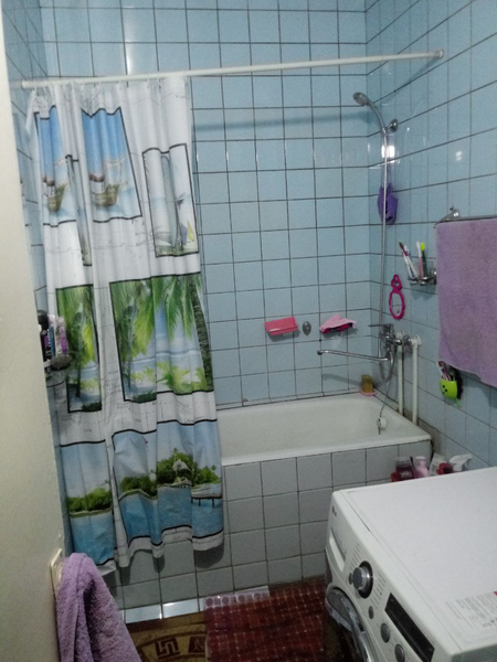 Продаеться 3/2/9 возле метро Юнусабад