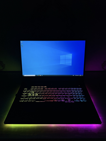 Asus Rog Strix G17/ Intel 7/ DDR4 16 gb/ GTX 1660 TI 6gb/ SSD 512 gb