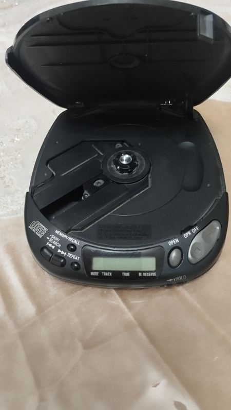 Продаю плейер Technics SL-XP290.