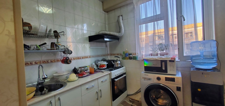 Продаётся 4/4/5 на Карасув-6