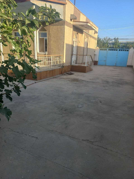 4 xonali uy sotiladi