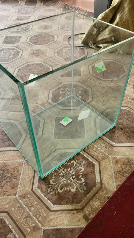 Продаётся аквариум 30×40×40см