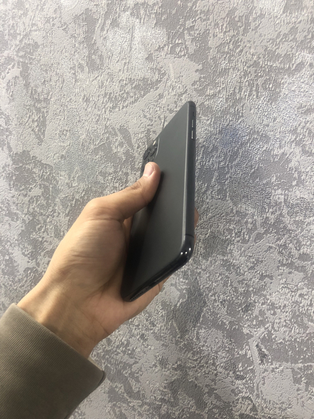Iphone 11 pro max 64Gb срочно