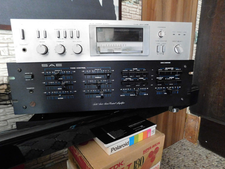 SAE-3022 U.S.A.и AKAI AM-U02