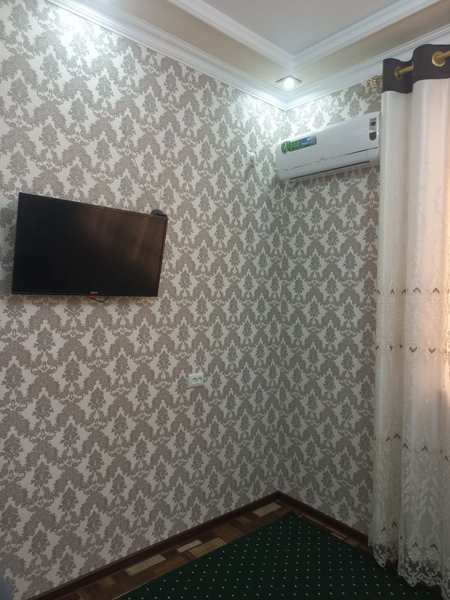 Голубой. Экран Ижара