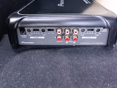Усилитель 4 канальный Pioneer GM_DX874