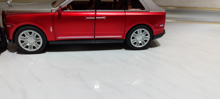 Игрушечный Rolls Royce
