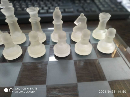 Шахмат стеклянный
