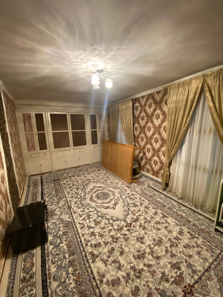 Кўктерак. Собир. Рахимов. 3 сўтик. 4 та хона.