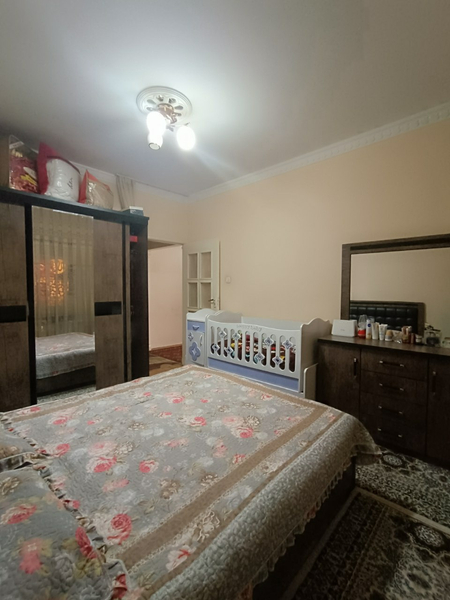 3/1/5 (1-й этаж). Дустлик-1. Янгихает р-н (Сергели). Квартира 78 м².